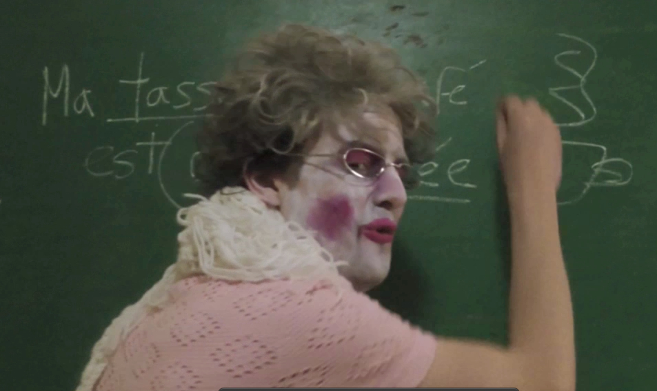 Madame Coucoune Explique la Règle du Participe Passé